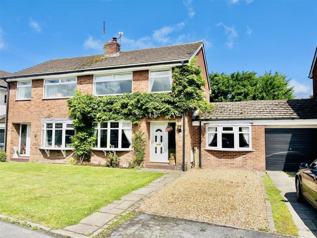 4 bedroom semi-detached house for sale in Broadacre, Comberbach ...