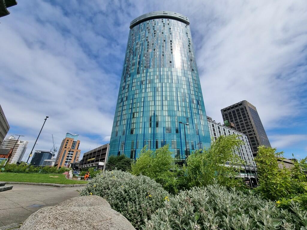 2 bedroom apartment for sale in Beetham Tower, Birmingham, B1