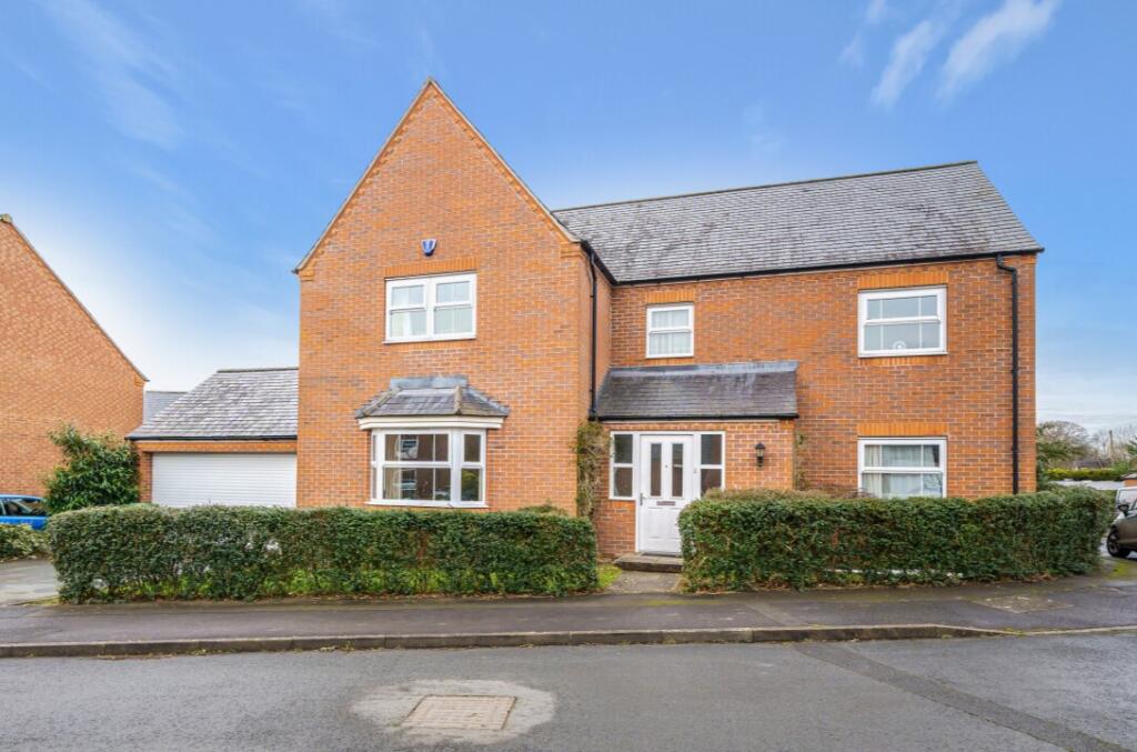 5 bedroom detached house for sale in Shobdon, Leominster, Herefordshire ...