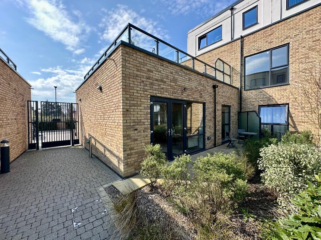 2 bedroom retirement property for sale in Fountain Way, Salisbury ...