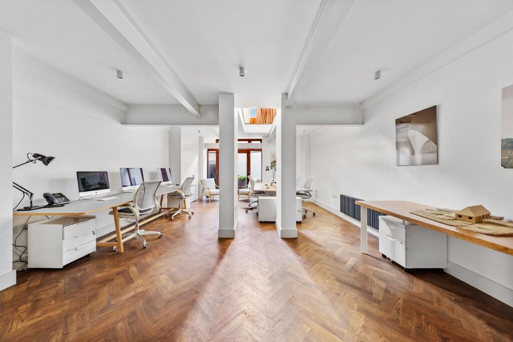 Office for rent in Britton Street, London, EC1M