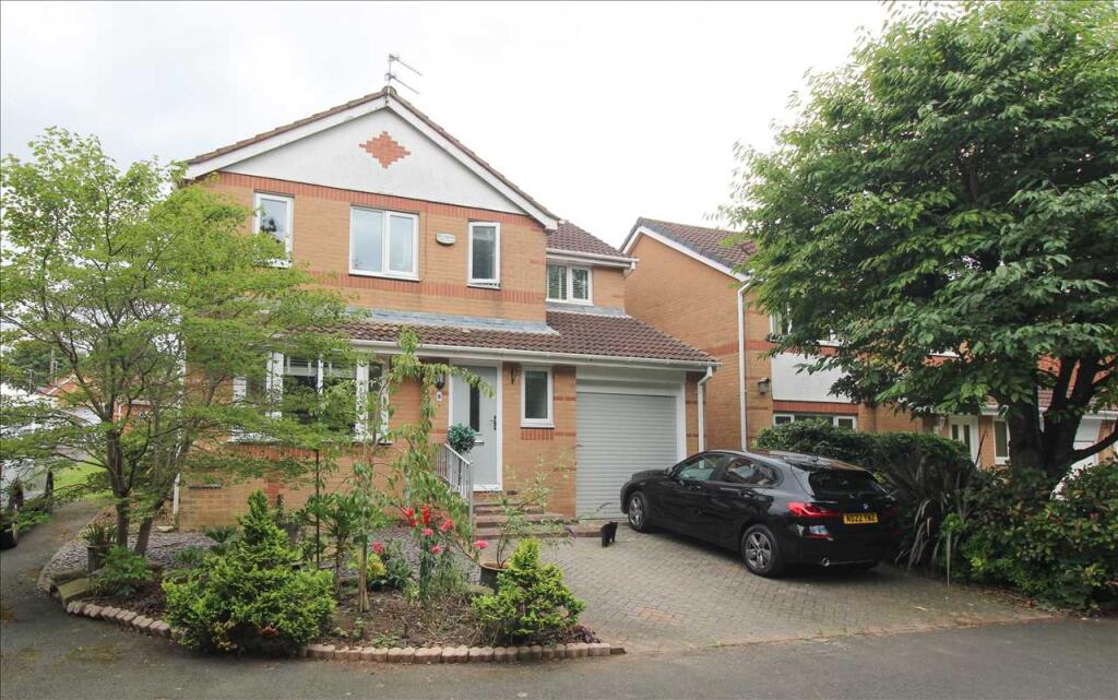 4 bedroom detached house for sale in Foxlea Walk, Seghill, Cramlington ...