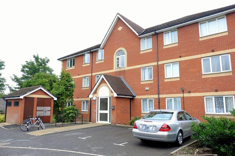 2 bedroom flat for rent in Peterhouse Close, Mayors Walk, PETERBOROUGH, PE3