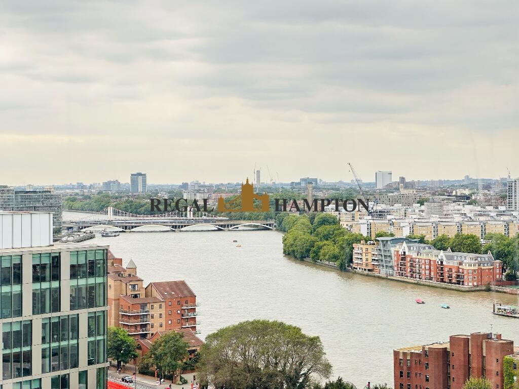 2 bedroom flat for rent in 8 Carnation Way, London, SW8