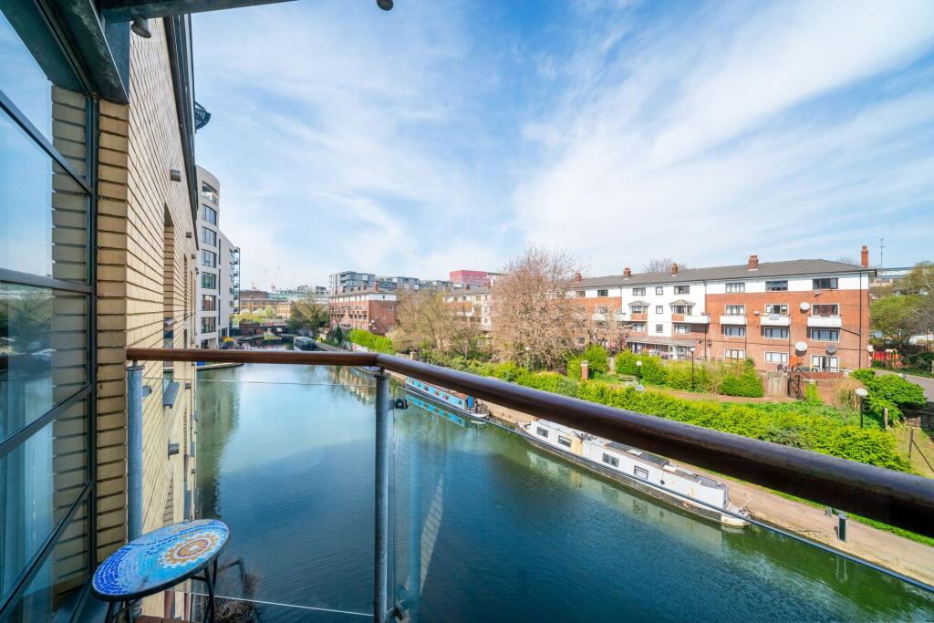 2 bedroom apartment for sale in New Wharf Road, Ice Wharf, N1