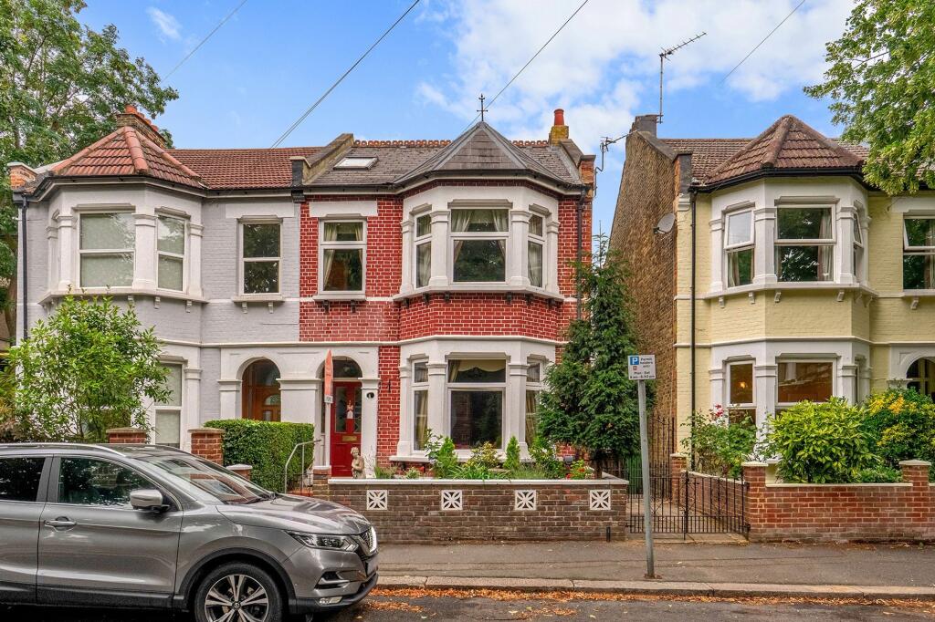 4 bedroom semi-detached house for sale in Lenham Road, Sutton, SM1