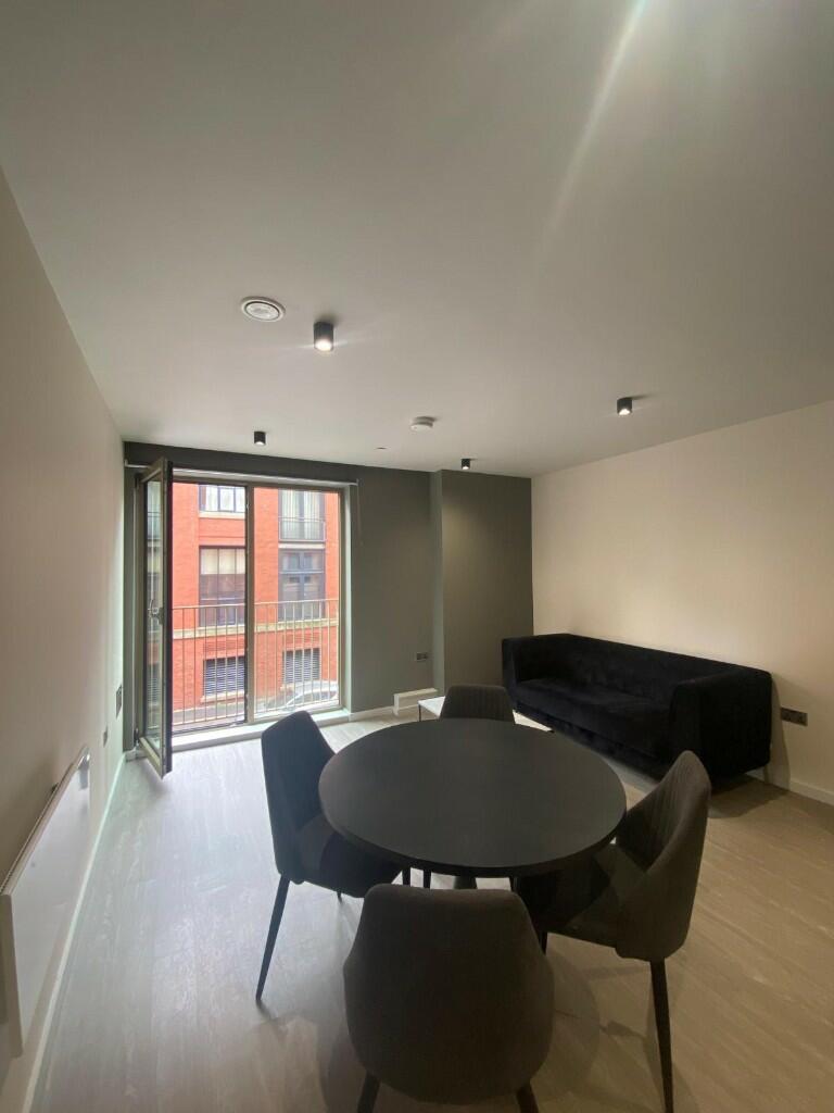 2 bedroom apartment for sale in Manchester, Greater Manchester, M15
