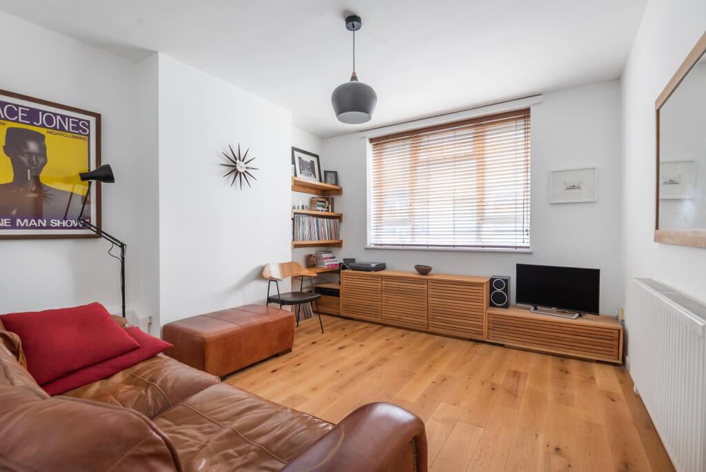 1 bedroom apartment for sale in Library Street, London, Greater London, SE1