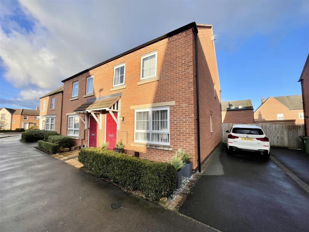 3 bedroom semi-detached house for sale in Abbott Way, Whetstone, LE8