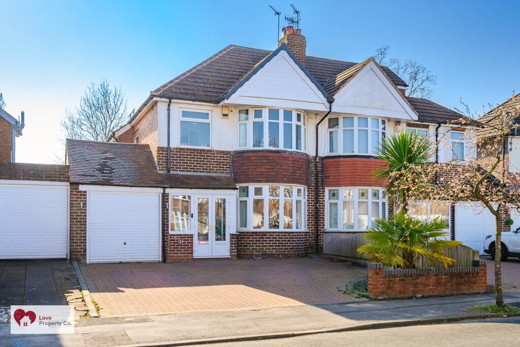 3 bedroom semi-detached house for sale in Haslucks Croft, Shirley ...