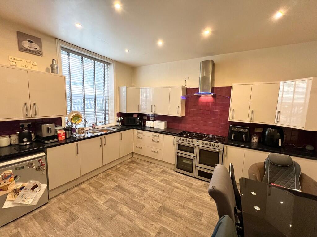 4 bedroom terraced house for sale in Burnley Road, Todmorden, OL14