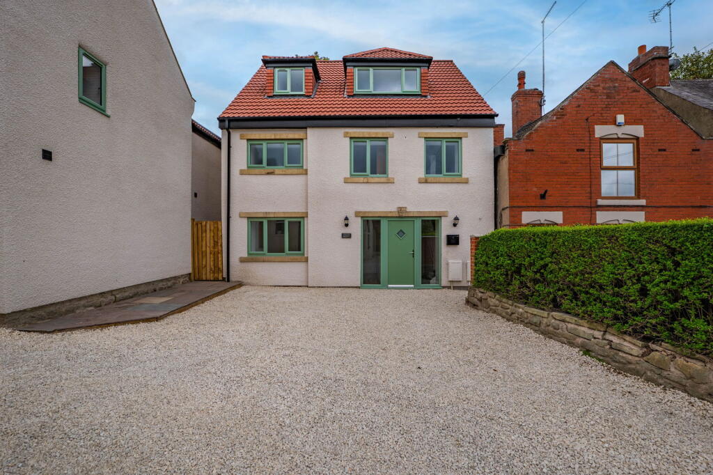 4 bedroom detached house for sale in High Street, Braithwell, Rotherham ...