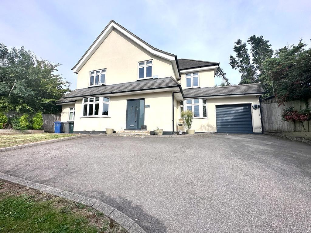 5 bedroom detached house for rent in Park Road, New Barnet, Barnet, EN4