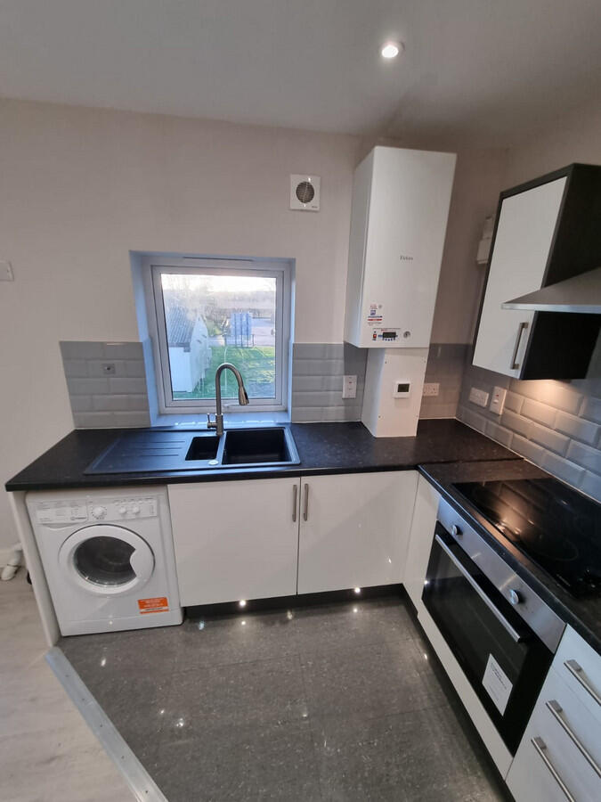 1 bedroom flat for rent in Menmarsh Road, Aylesbury, HP18 9, HP18