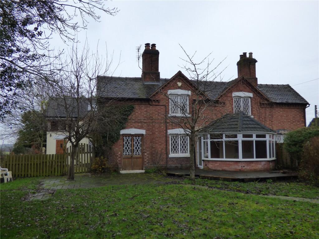 4 bedroom detached house for rent in Bank Top, Top Road, Acton Trussell ...