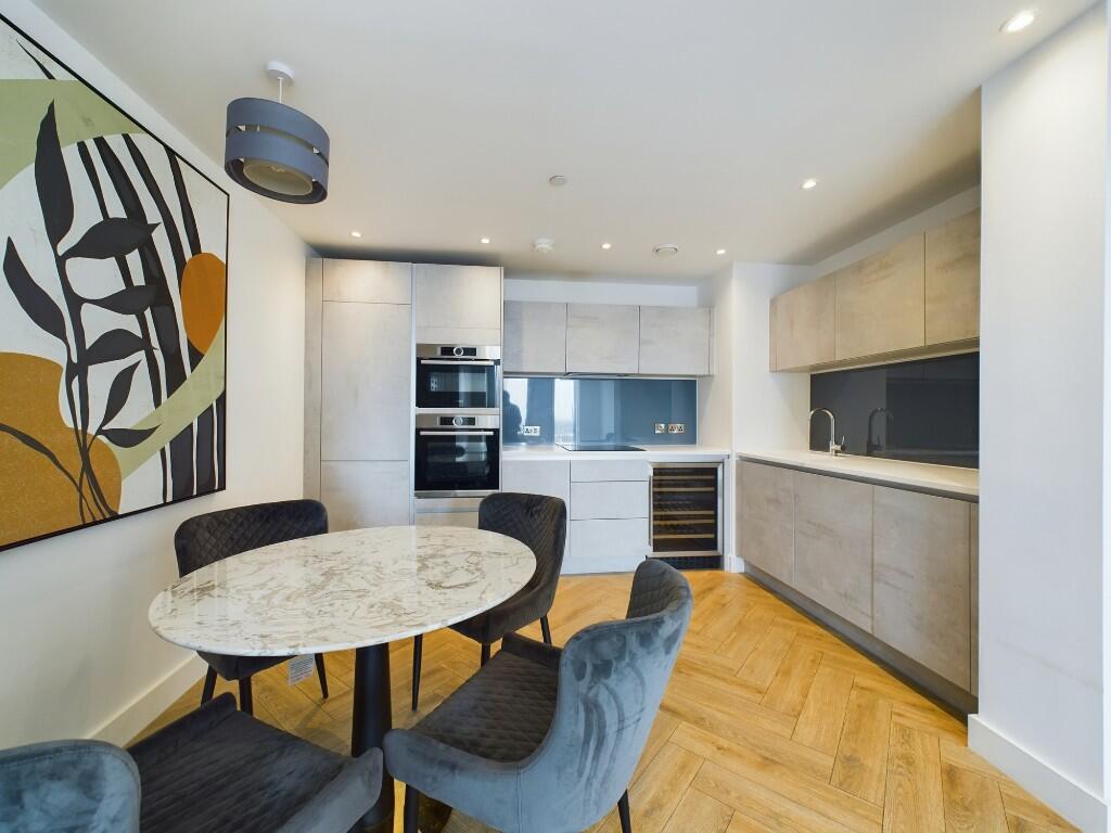 2 bedroom apartment for sale in Chester Road, Manchester, Greater ...