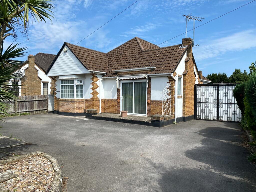 3 bedroom bungalow for sale in New Road, Bournemouth, Dorset, BH10