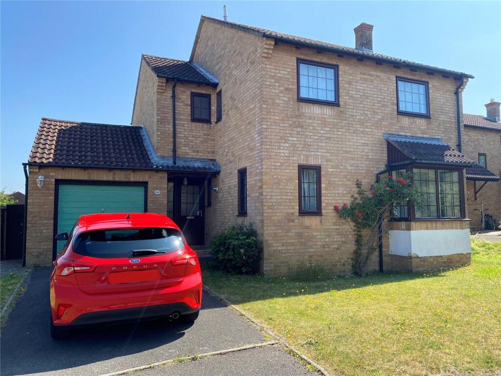 4 bedroom detached house for sale in King Richard Drive, Bearwood ...