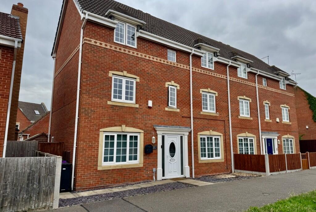 5 bedroom semi-detached house for sale in Claudius Road, LN6