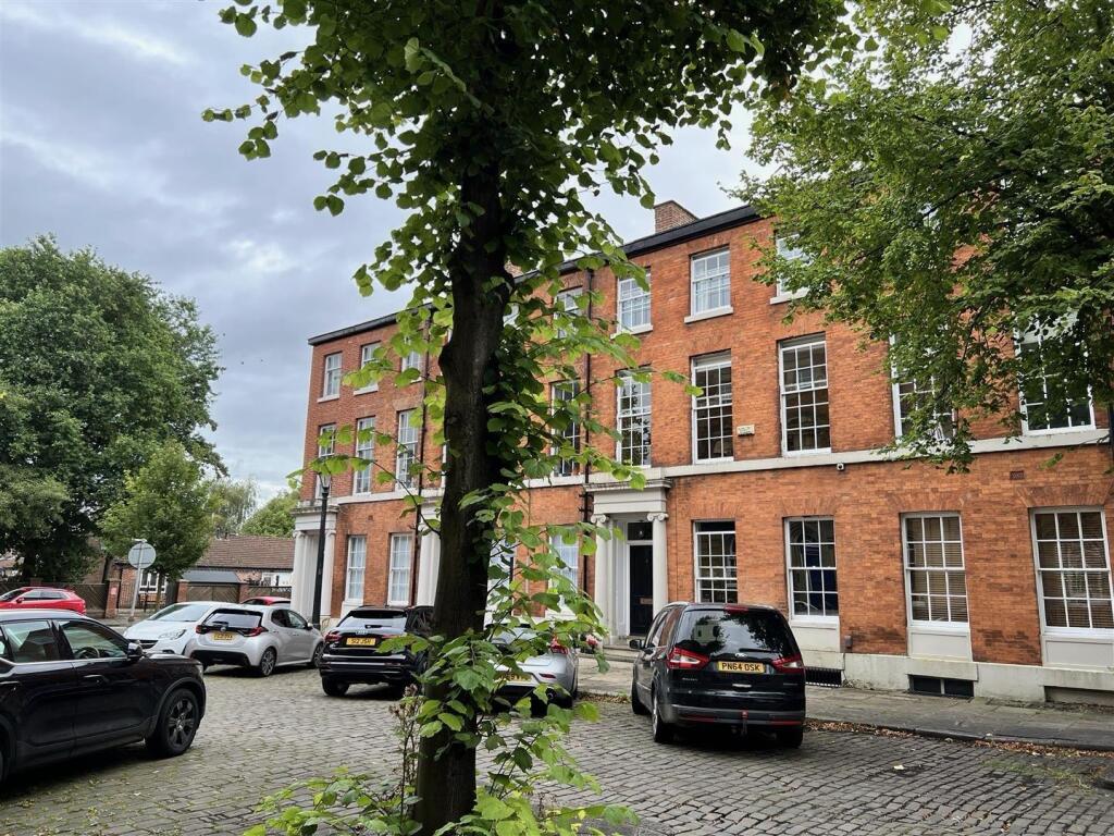 2 bedroom flat for rent in 12 Encombe Place, Salford, M3