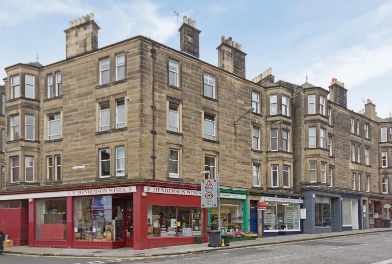 3 bedroom flat for rent in Comiston Road, Comiston, Edinburgh, EH10