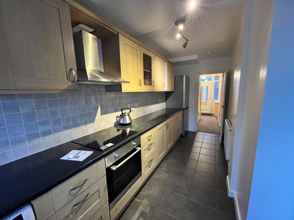 4 bedroom semi-detached house for rent in Station Road, Bristol, BS34