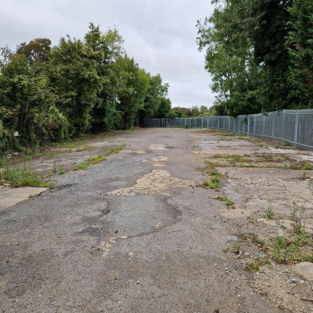 Storage facility to lease in Shoreham Goods Yard, Shoreham Road ...