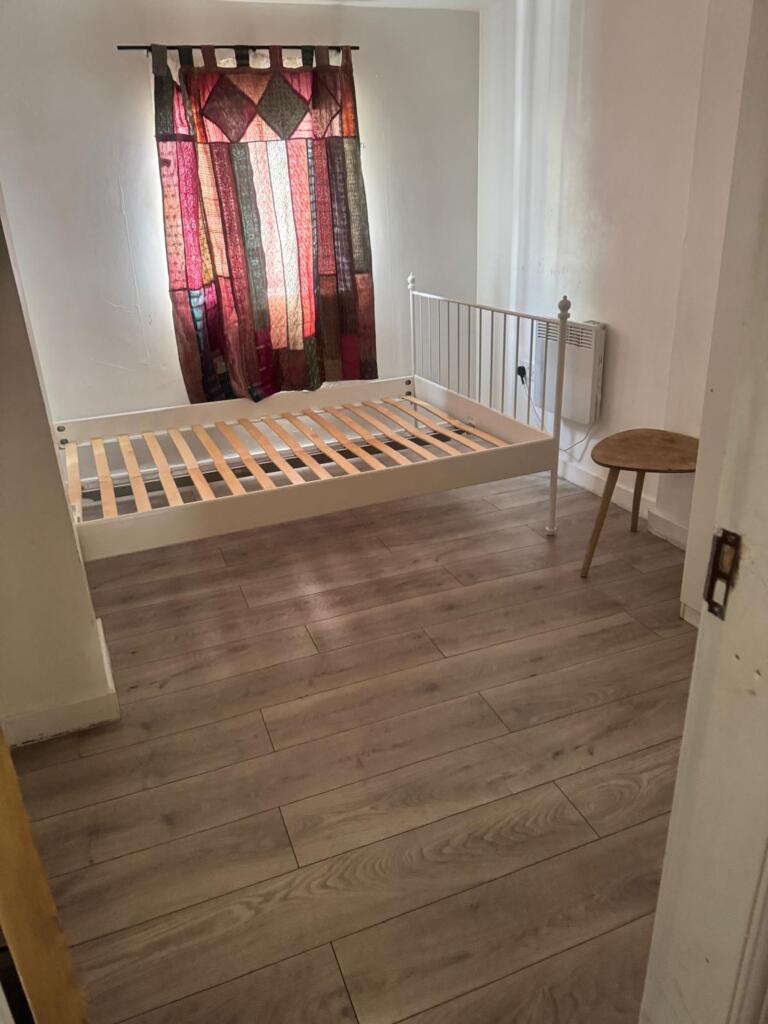 1 bedroom flat for rent in 46 Bedford Street, Roath, CF24