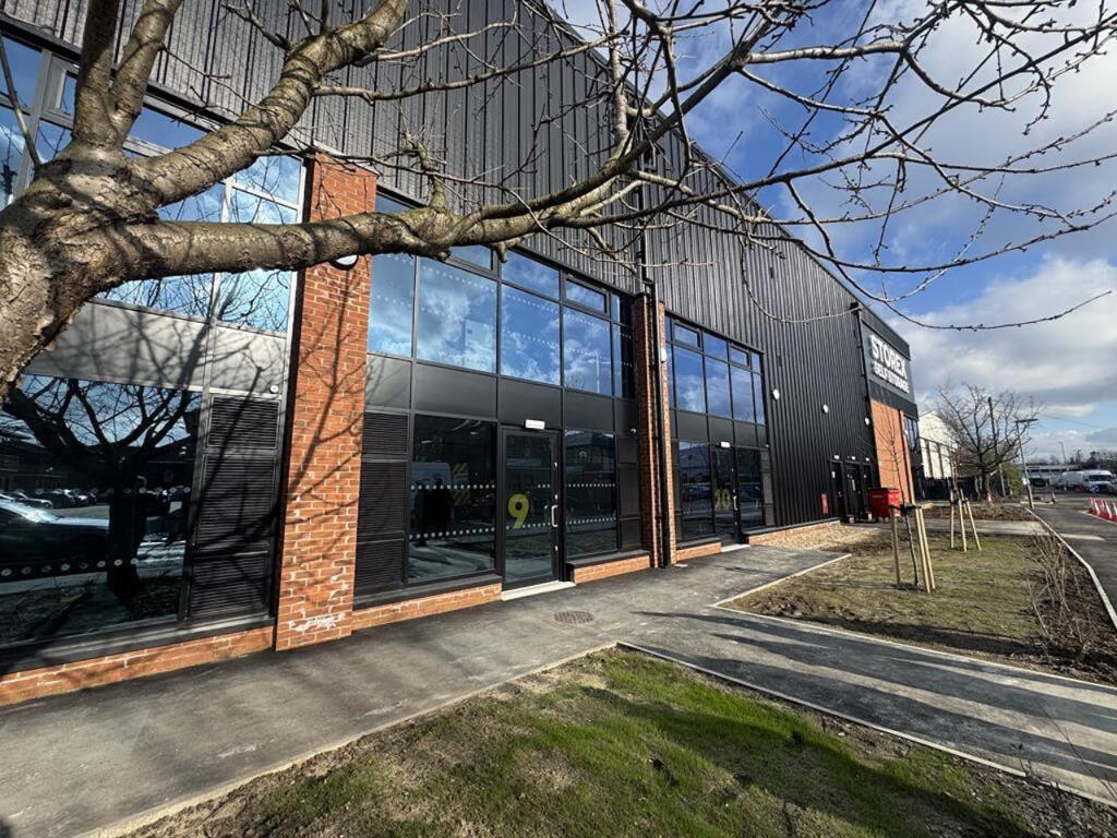 Light industrial facility to lease in Storex House, Brooklands Close ...