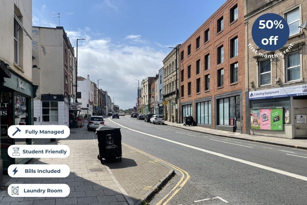 Studio flat for rent in West Street, Bristol, BS2