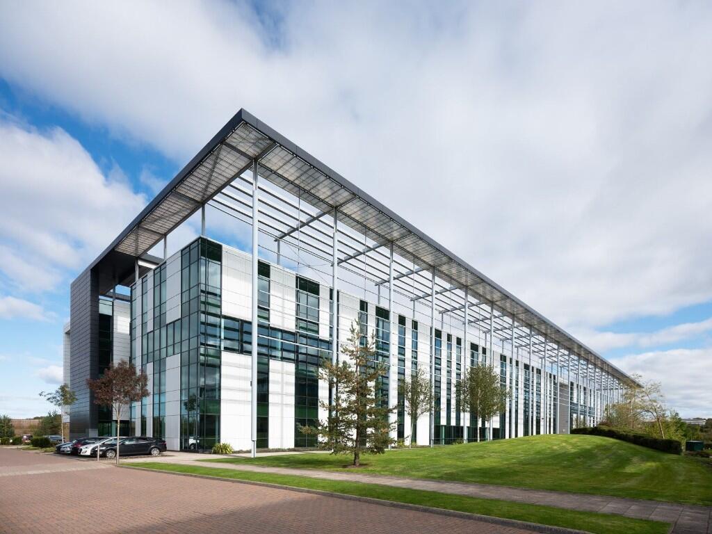 Office to lease in Building 5, Maxim Park, Eurocentral, ML1 4WQ, ML1