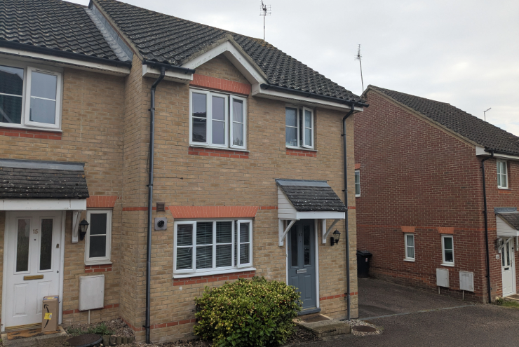 3 bedroom semi-detached house for sale in Guernsey Way, Ashford, Kent, TN24