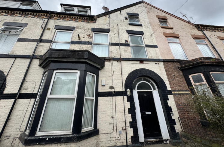 6 bedroom block of apartments for sale in Moscow Drive, Liverpool ...