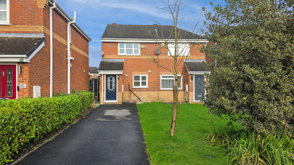 2 bedroom semi-detached house for sale in Edenbridge Drive, Stoneclough ...