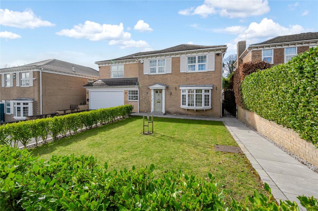 5 bedroom detached house for sale in Shadwell Park Court, Shadwell ...