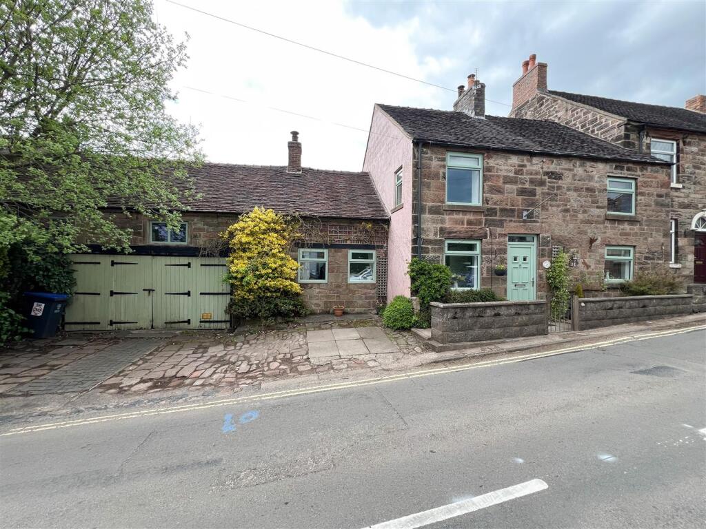 3 bedroom end of terrace house for sale in Cobblers Cottage, High ...