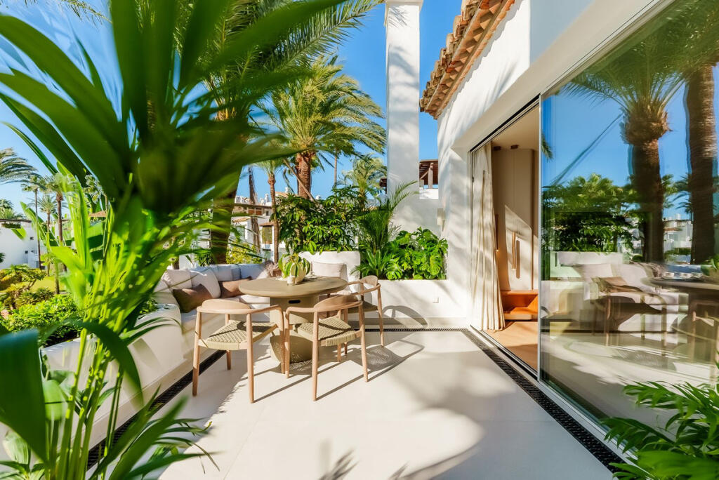 4 bedroom penthouse for sale in Andalucia, Malaga, Estepona, Spain