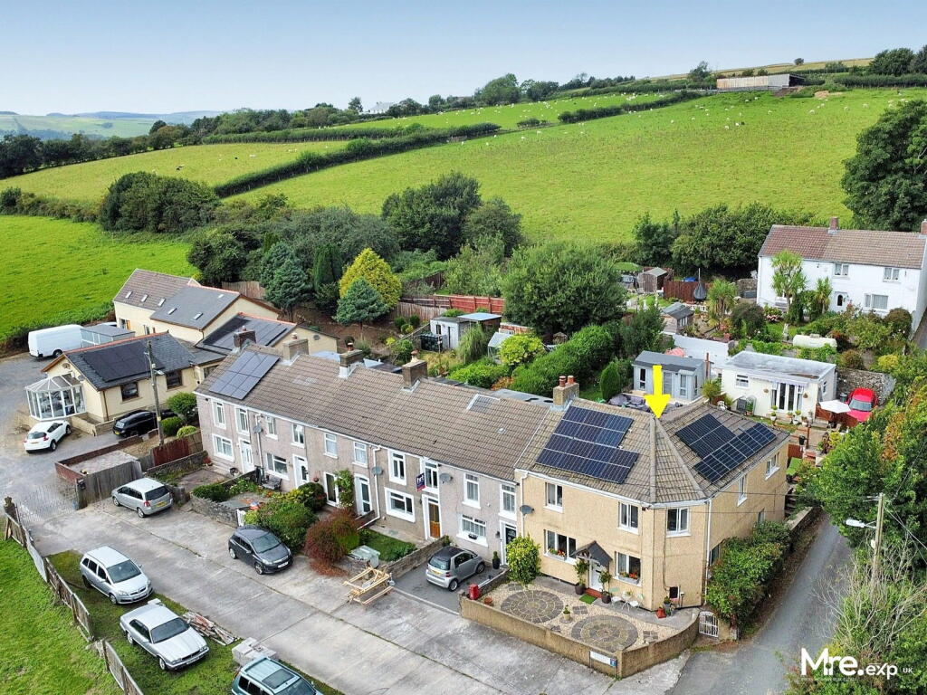 4 bedroom end of terrace house for sale in Greenfield Terrace, Heol ...