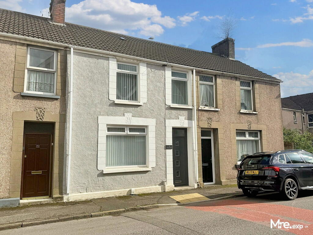 3 bedroom terraced house for sale in Regent Street West, Neath, SA11 2PL, SA11