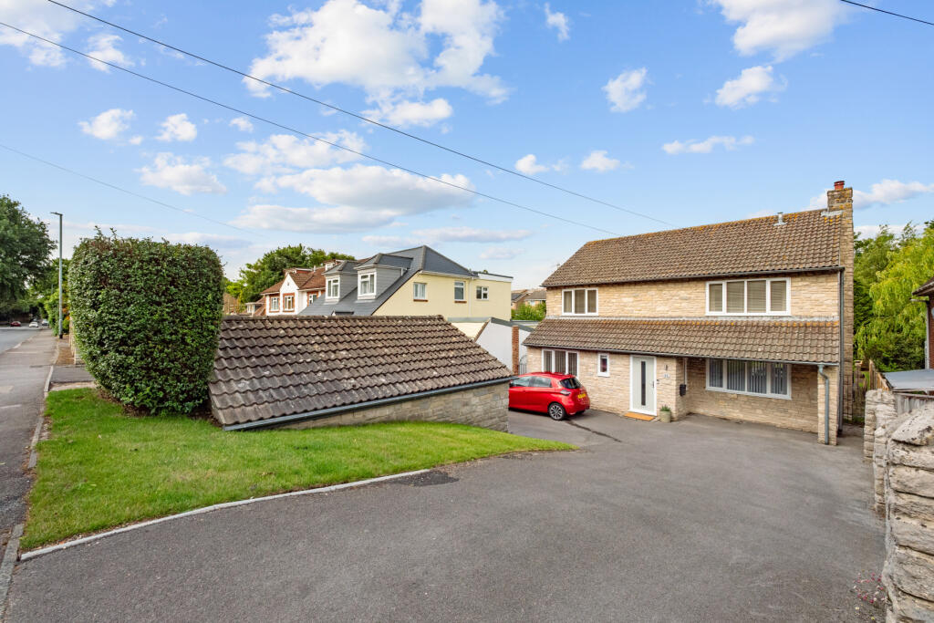 4 bedroom detached house for sale in Weymouth, Dorset, DT3