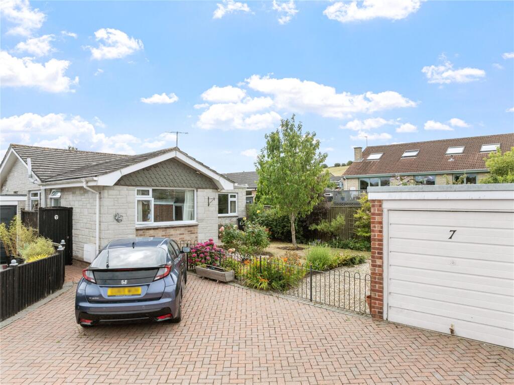 2 bedroom bungalow for sale in Preston, Weymouth, Dorset, DT3