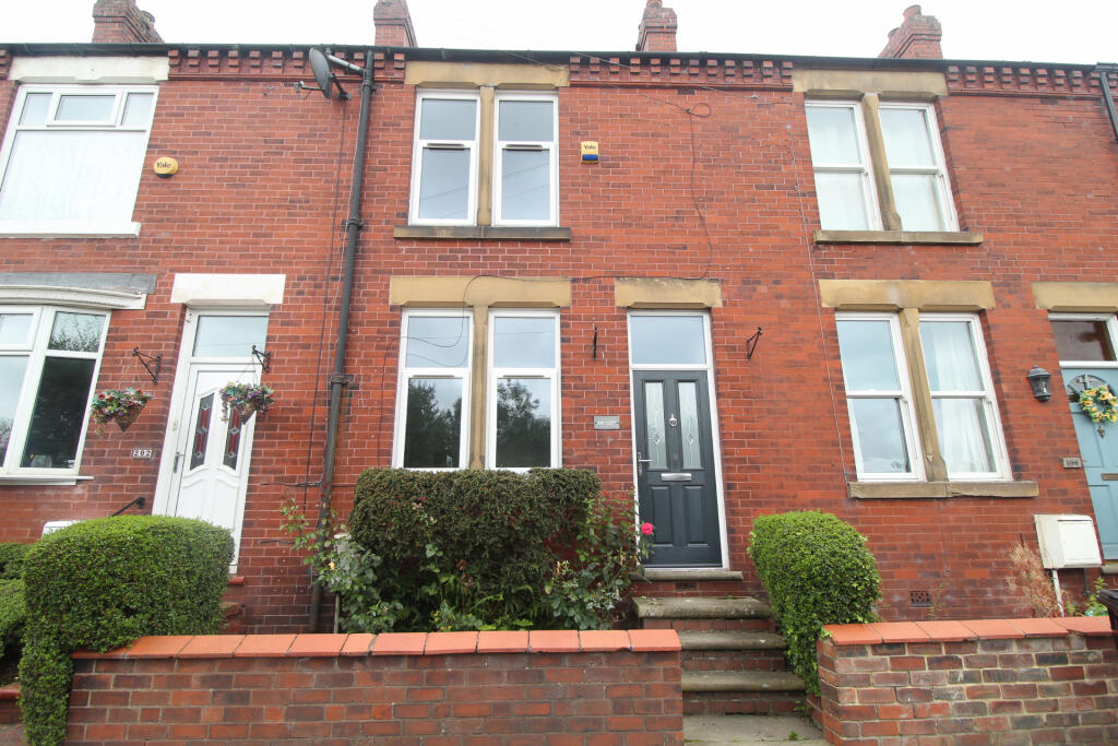2 bedroom terraced house for sale in Strines Road, Strines, SK6