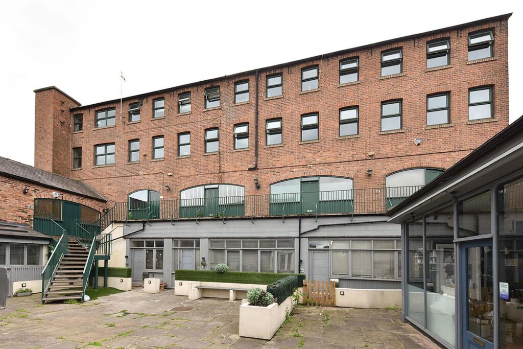 1 bedroom flat for sale in Pickford Street, Macclesfield, SK11