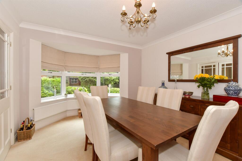 4 bedroom detached house for sale in Gregory Close, Maidenbower ...