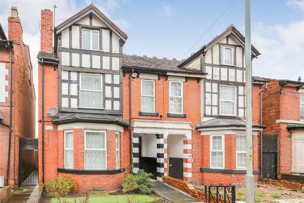 3 bedroom semi-detached house for sale in Waterloo Road, City Centre ...