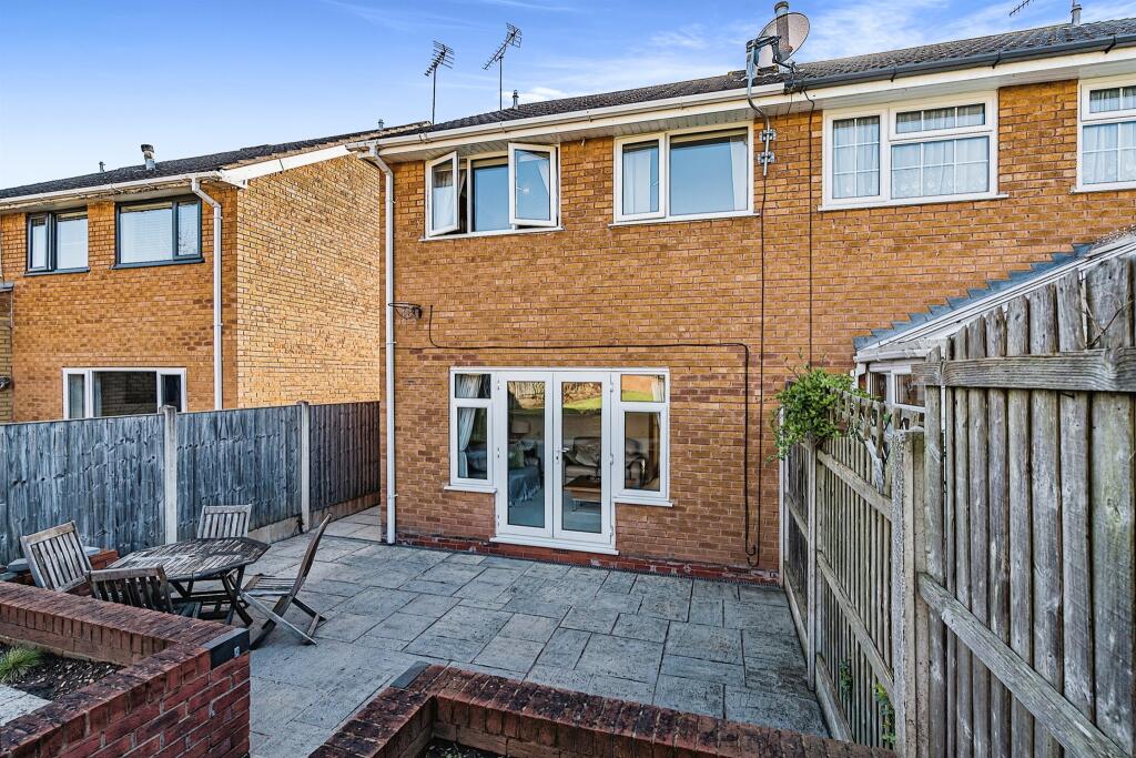 3 Bedroom Semi Detached House For Sale In Fir Grove Wollaston
