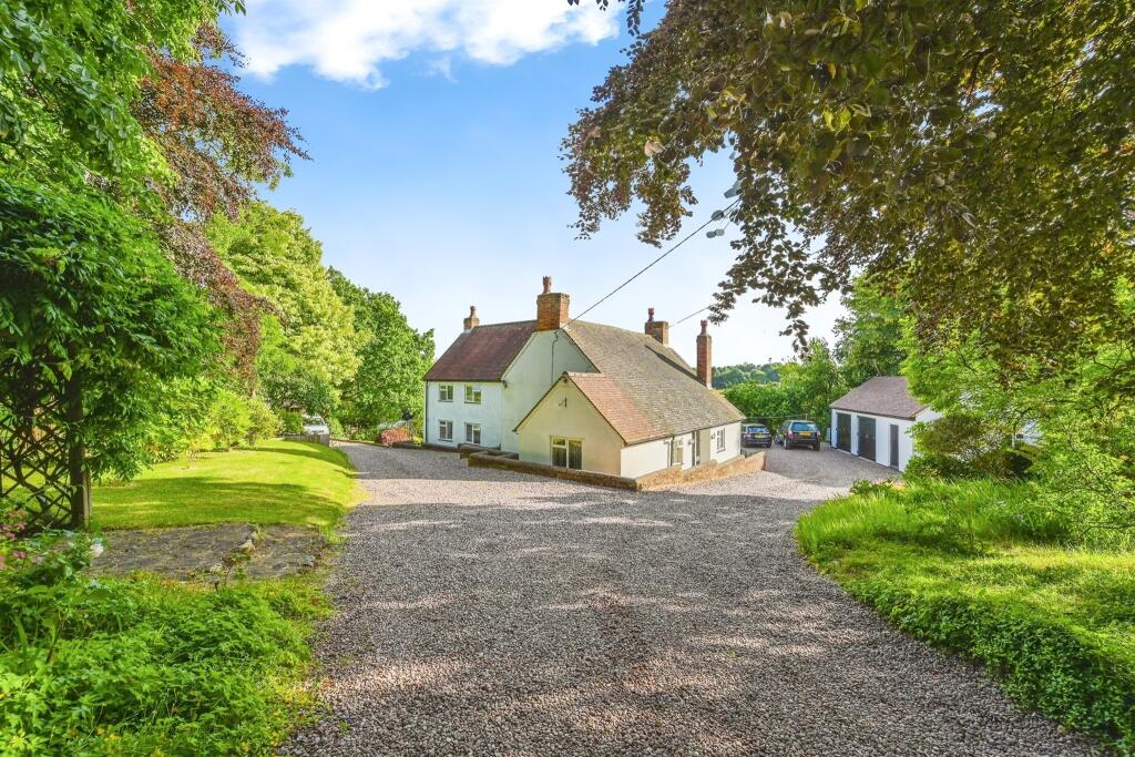 4 bedroom detached house for sale in Cumberledge Hill, Cannock Wood, WS15