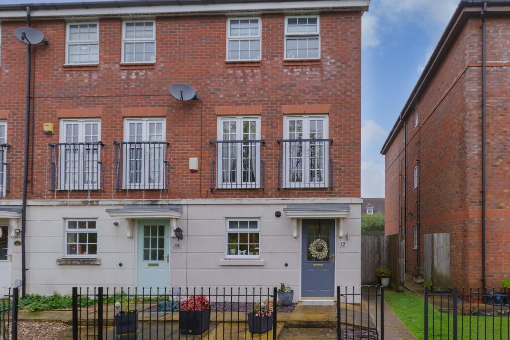 3 bedroom town house for sale in Navigation Drive, Glen Parva ...