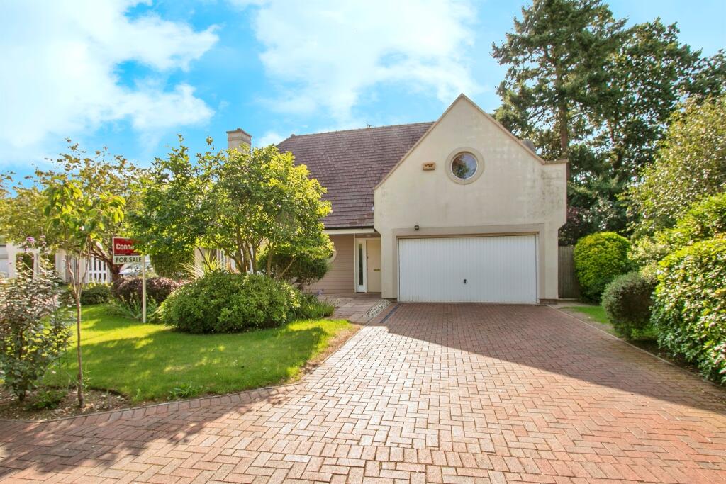 4 bedroom chalet for sale in Driftwood Park, Christchurch, BH23