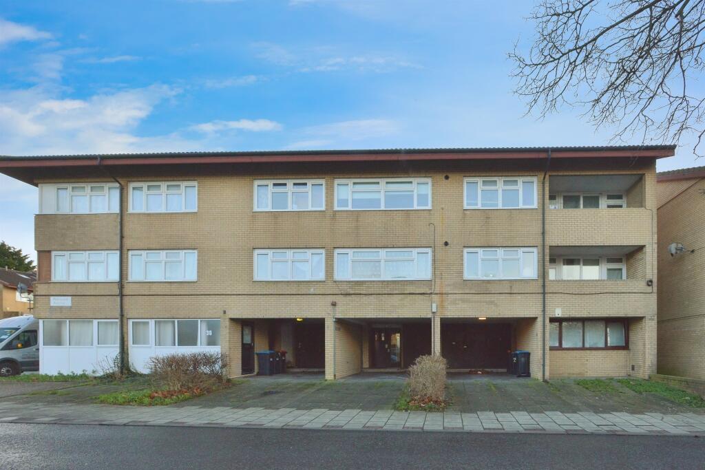 1 bedroom apartment for sale in Ramsons Avenue, Conniburrow, Milton ...